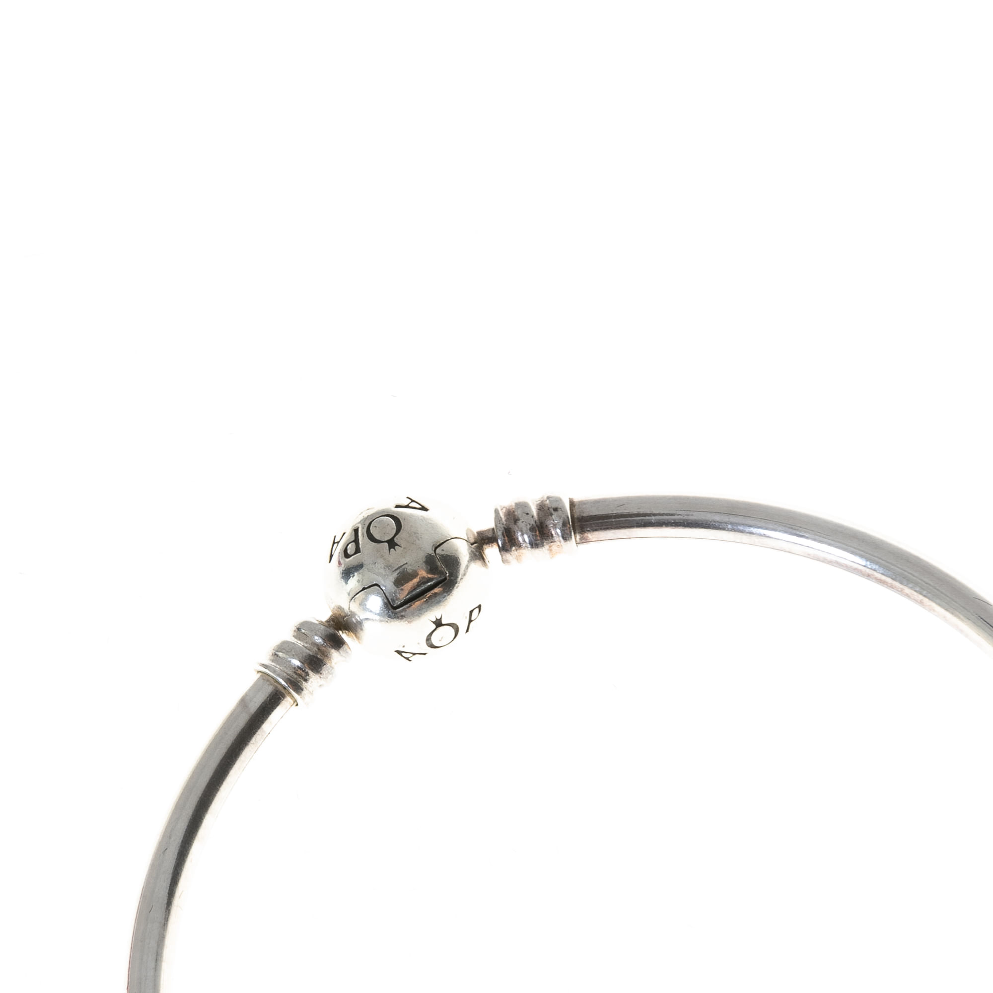 Bracelete Pandora Rígido com Diversos Berloques | Brechó de luxo ...