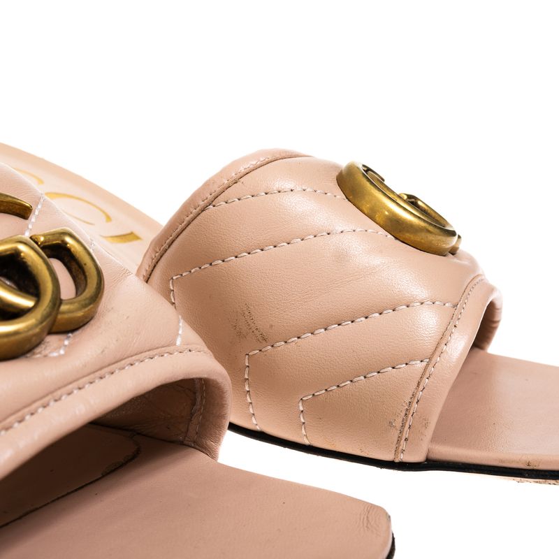 Sandália Gucci Mule Matelassê Bege | Brechó de luxo - Prettynew